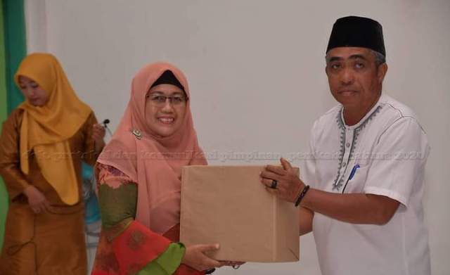 Kunker Ke Subi, Ngesti Sambangi Sejumlah Desa - acikepri.com