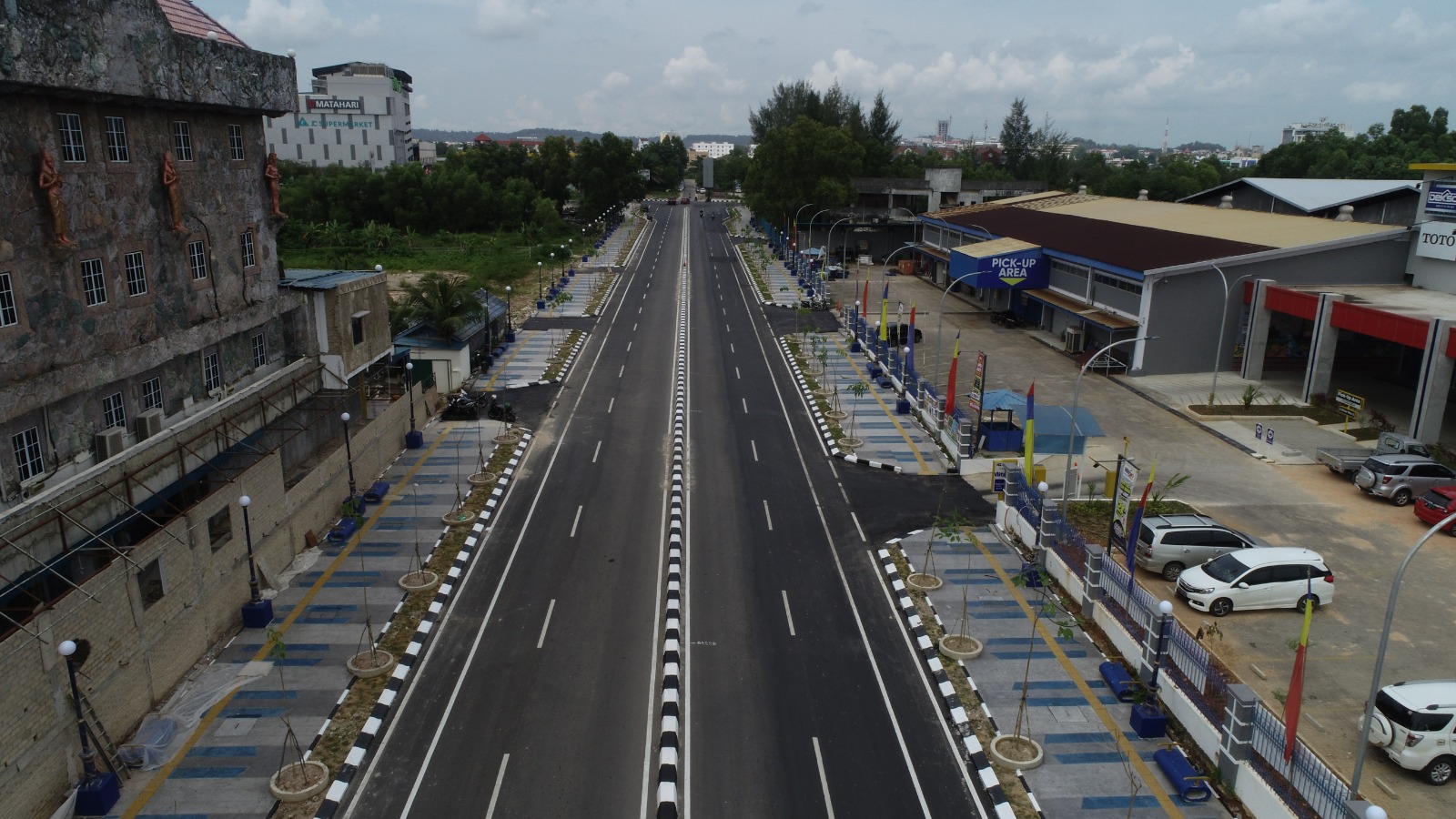 Jalur Pedestrian Batam Center Jadi Tempat Tongkrongan yang ...
